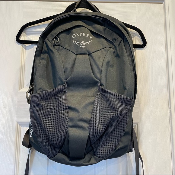OSPREY | Bags | Osprey Farpoint Day 5l Daypack Zip Grey Backpack Hiking ...